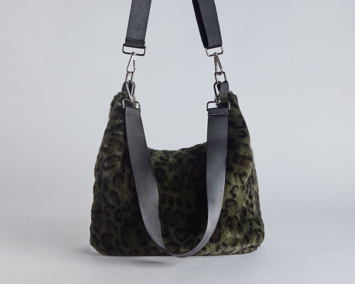 Slouch Bag Olive Leopard Print – DEA